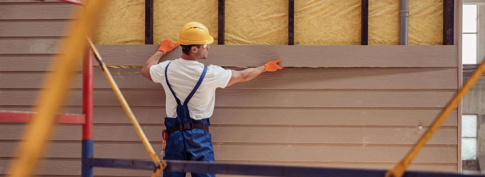 Cedar Siding Contractor Services In Langley | BC Siding